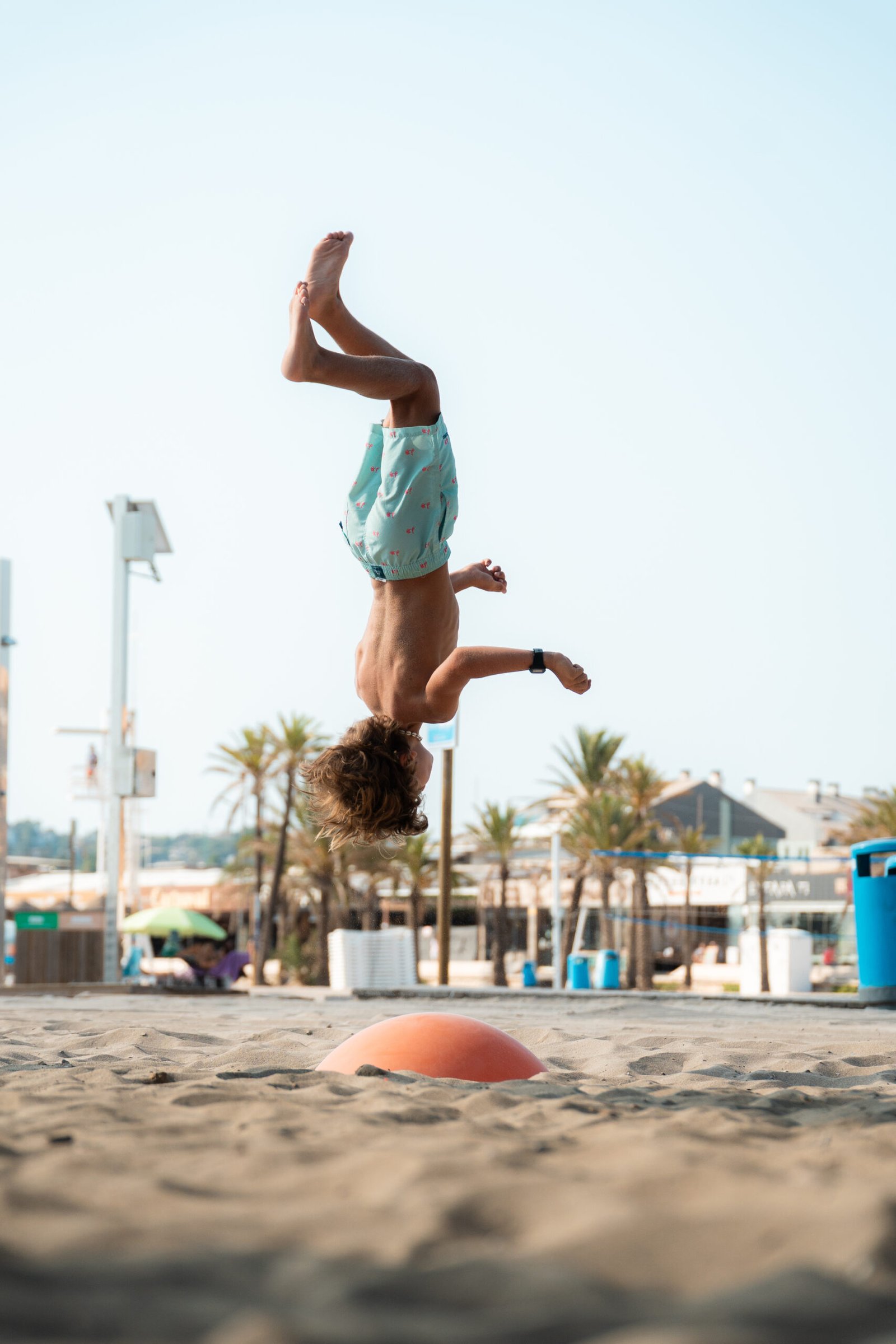 Acrobatics for beginners: a guide to starting from scratch